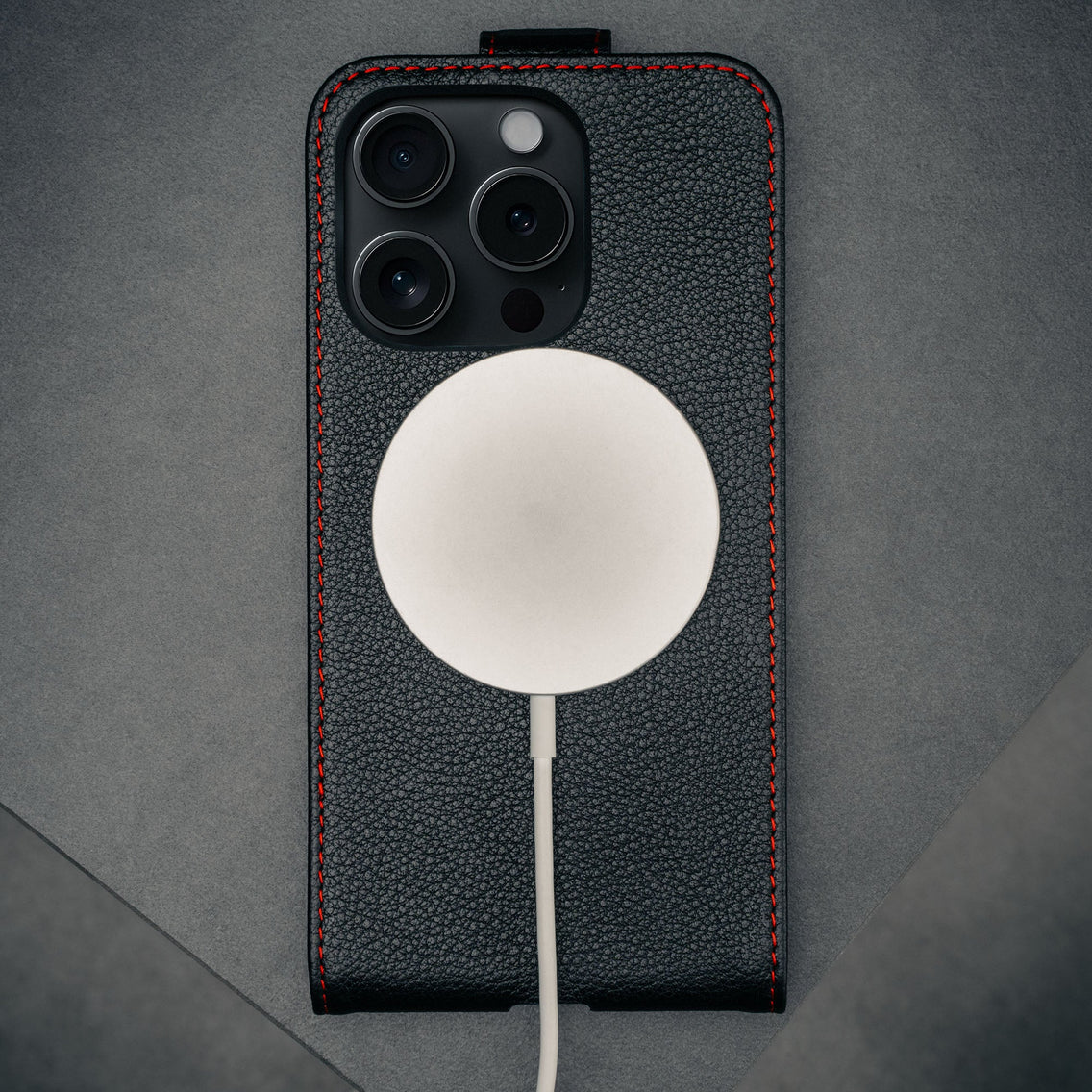 iPhone 16 Pro Max Leather Flip Wallet Case (MagSafe Charging) – TORRO USA